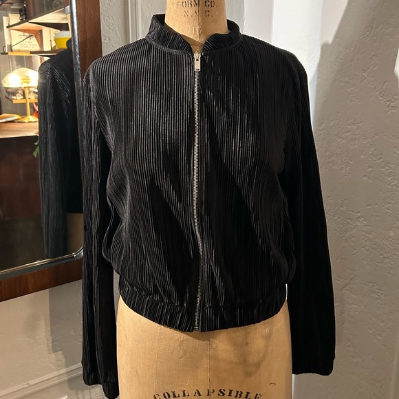 Zara | Tops | Zara Basic Ribbed Zip Up | Poshmark